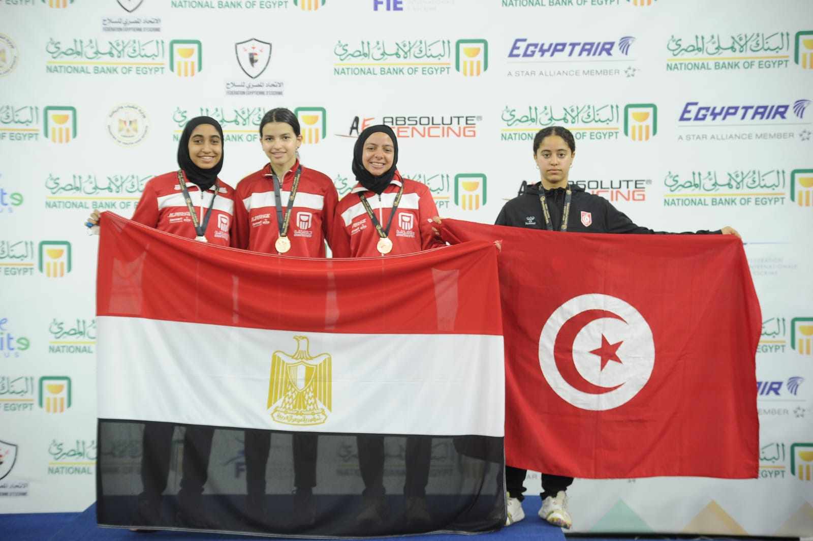 فتيات مصر تحت 15 سنة يحصدن تسع ميداليات ببطولة أفريقيا للسلاح بالقاهرة - kasnews - كاس نيوز