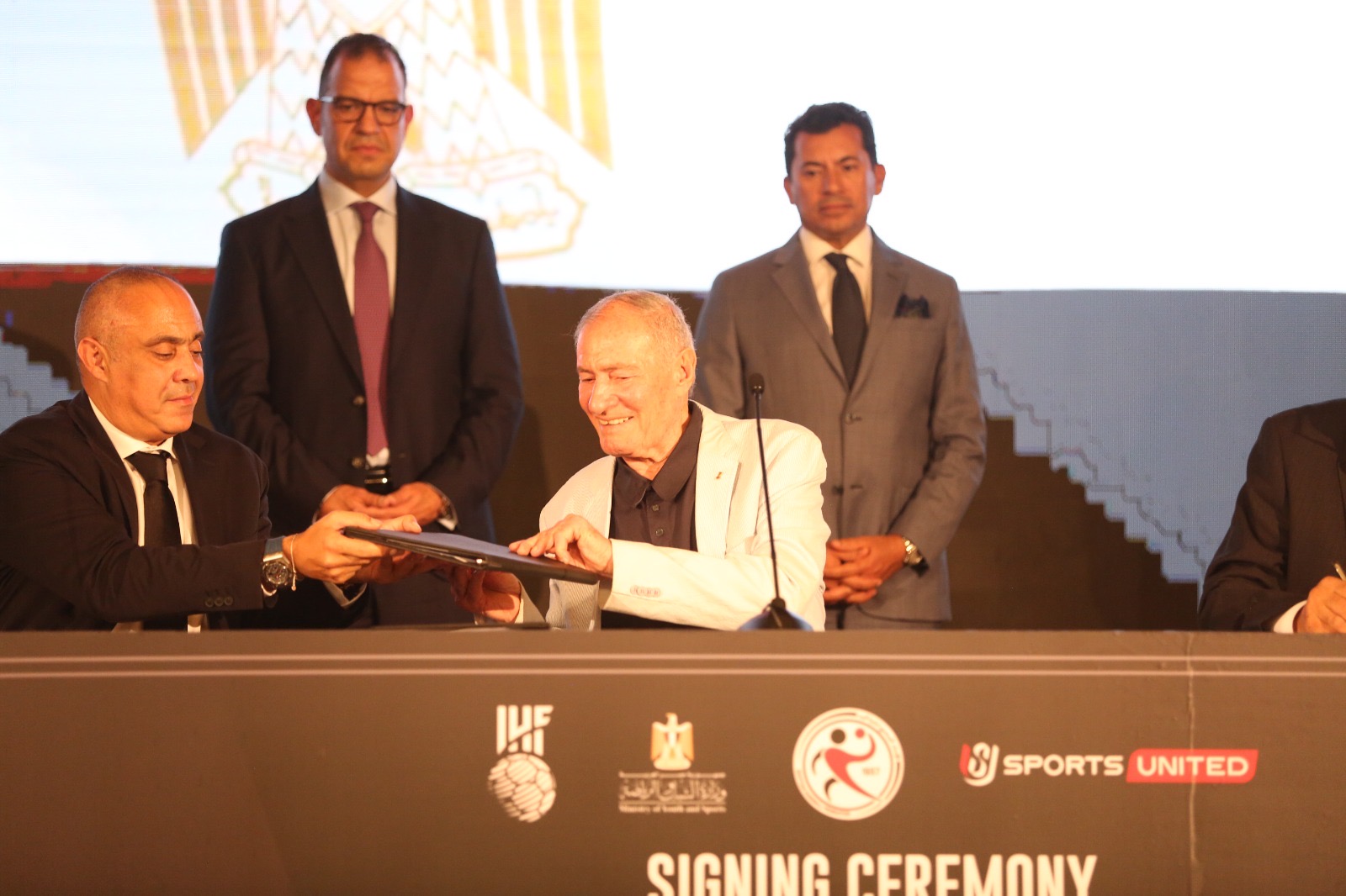 حسن مصطفى: مصر تنظم بطولة العالم لكرة اليد تحت 23 سنة - kasnews - كاس نيوز